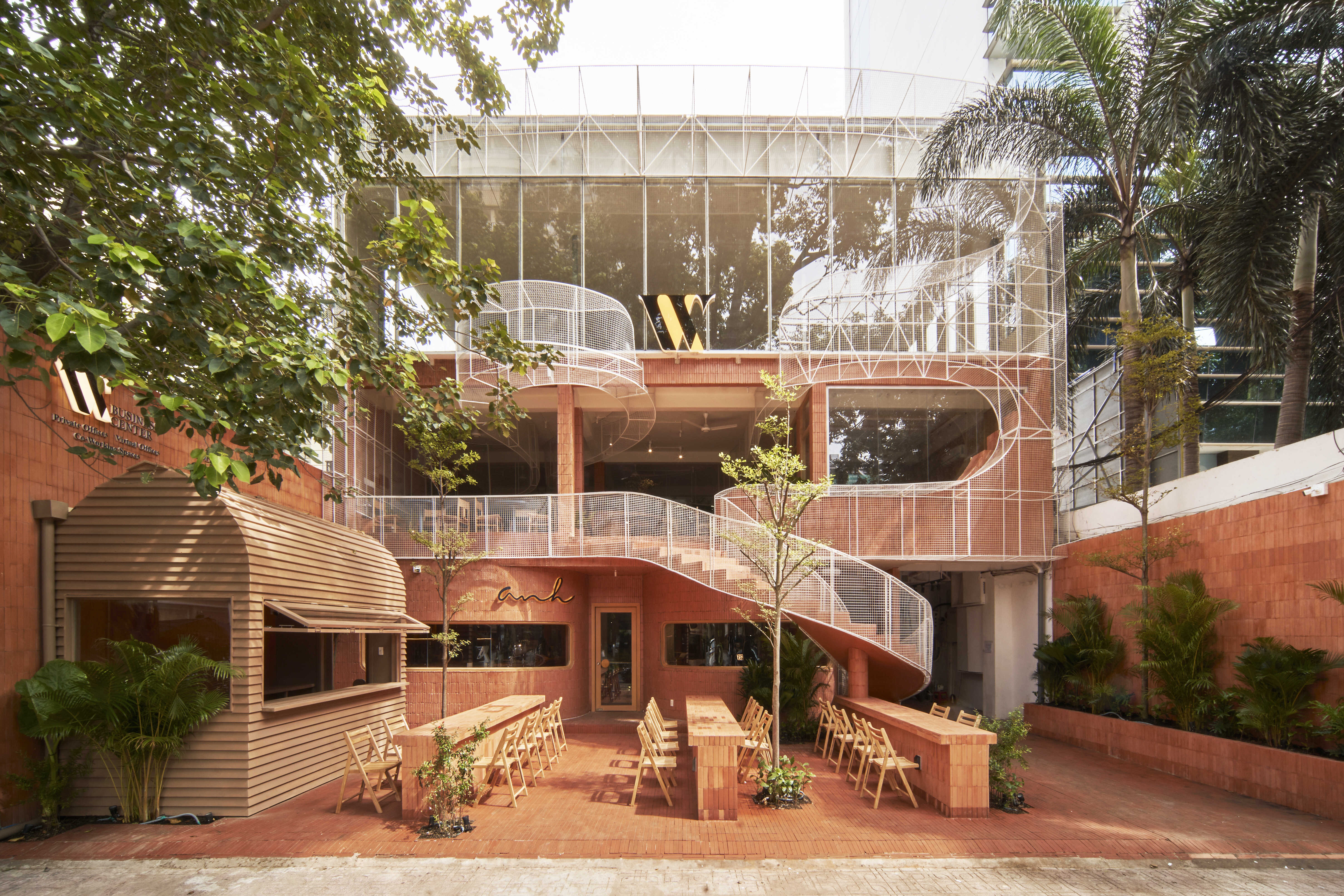 Anh Coffee Roastery - Red5